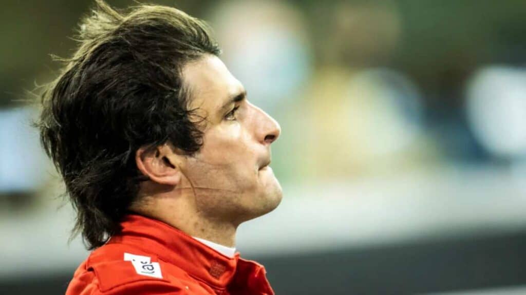 Sainz, lettera di addio alla Ferrari in lacrime: il video è da brividi ...