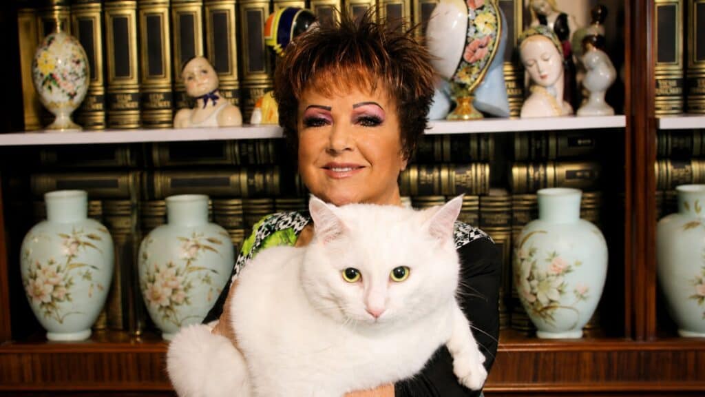Orietta Berti mostra per la prima volta la sua camera segreta - Notizie ...